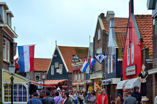 Volendam - Meet The Cities