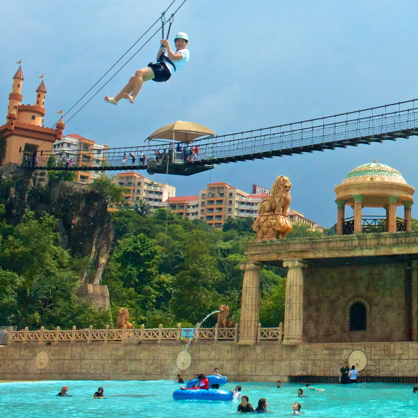 Sunway Lagoon attraction park - Meet The Cities