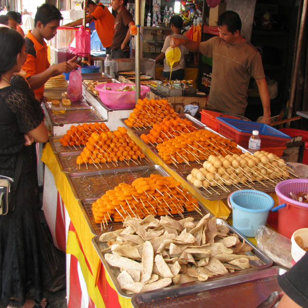 Chow Kit Market - Meet The Cities
