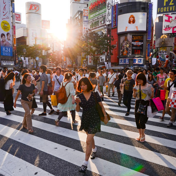 Shibuya crossing - Meet The Cities